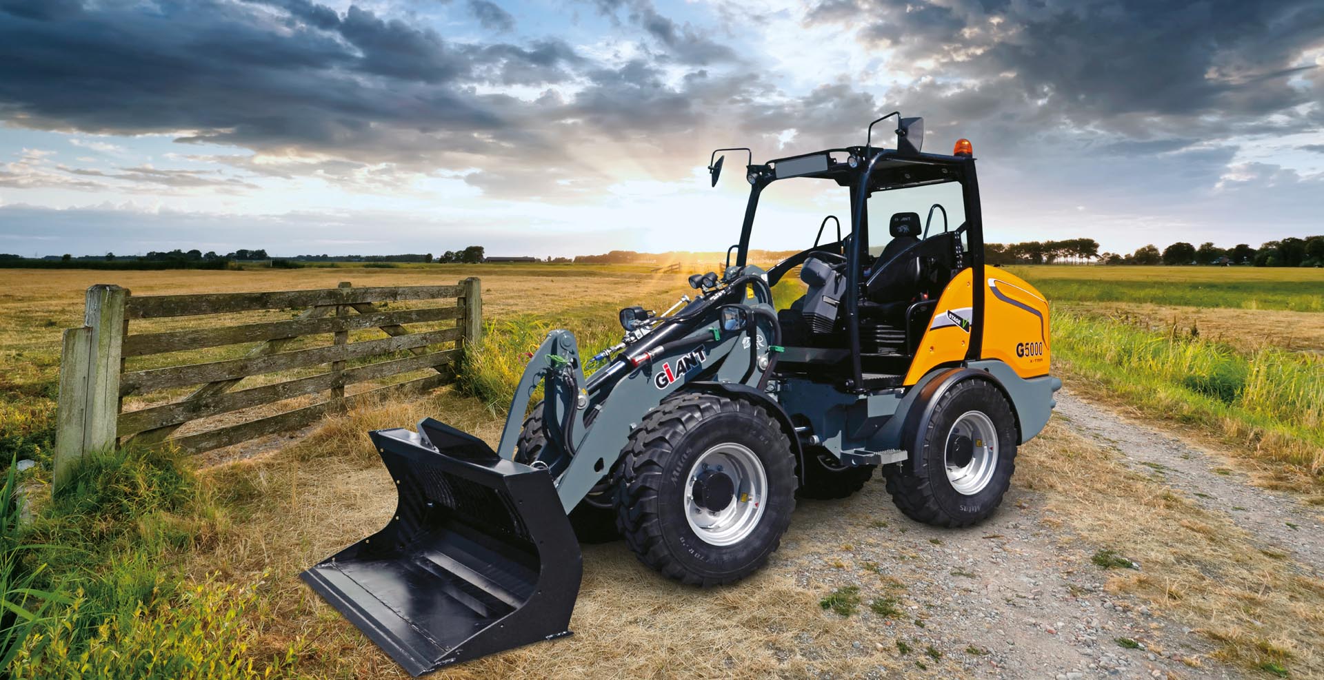 Loaders - Giant Loaders