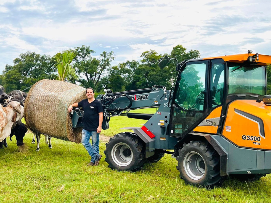 Watch A Compact Loader on the Farm - Meet GiANT Randall Peters - Giant ...